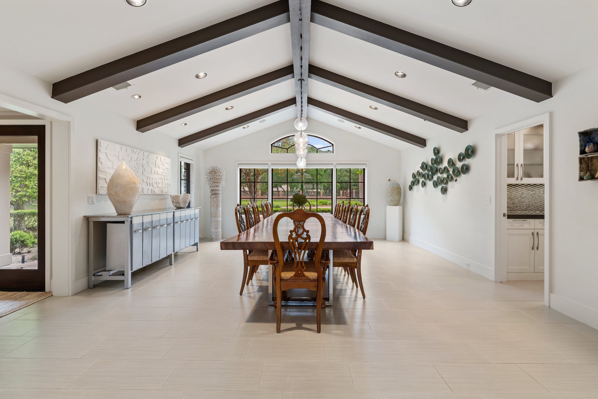 12 E Rivercrest Drive, Houston, TX 77042