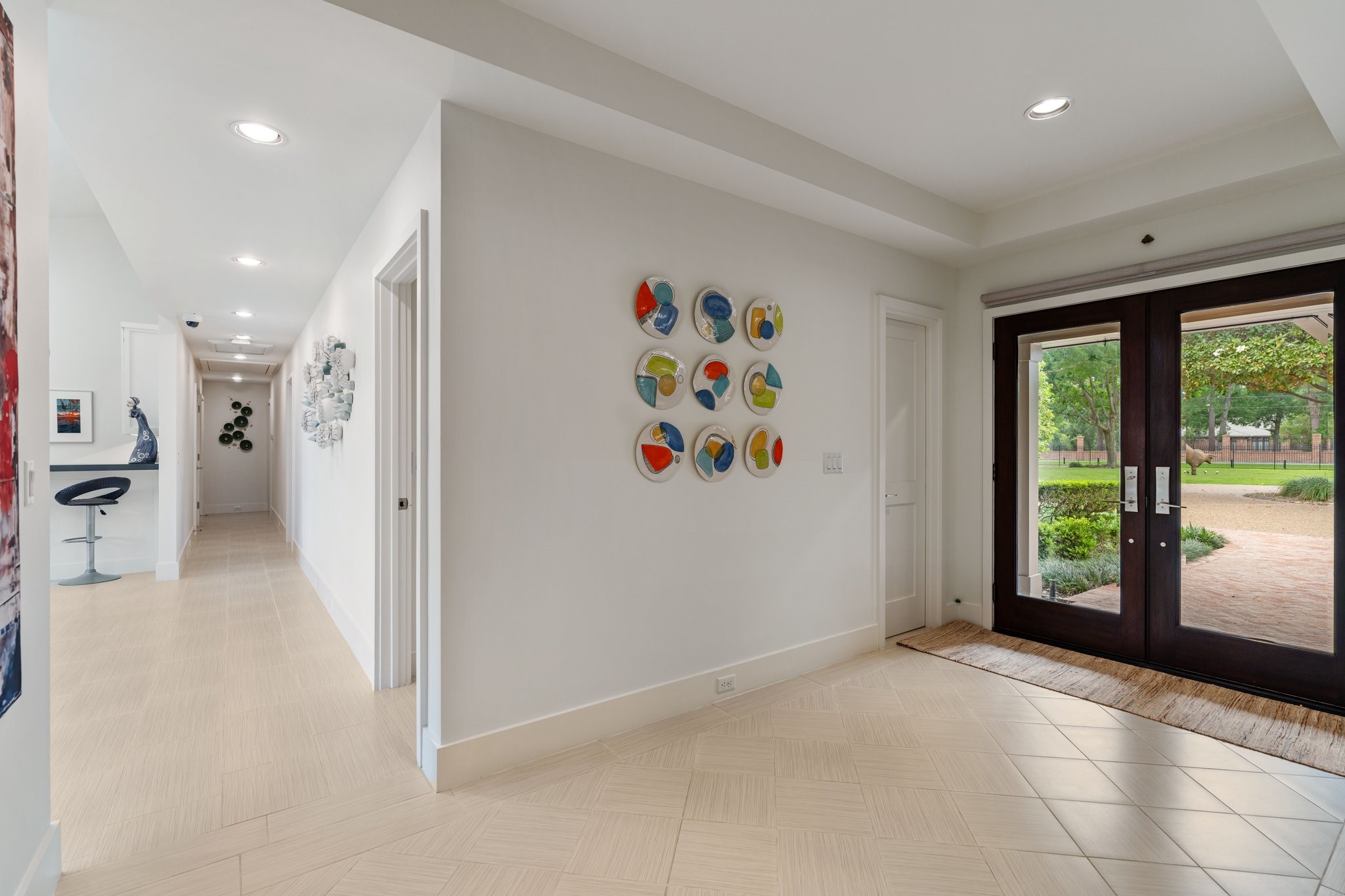 12 E Rivercrest Drive, Houston, TX 77042