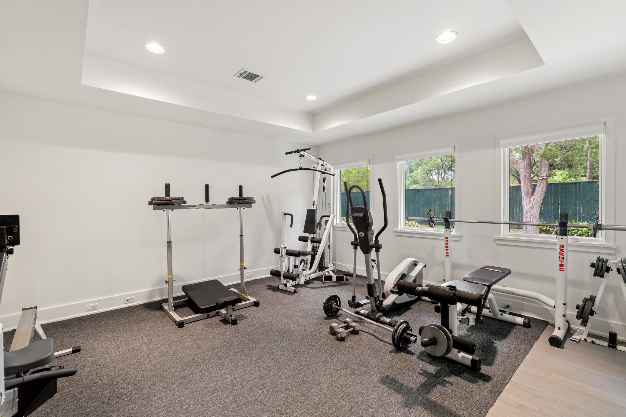 12 E Rivercrest Drive, Houston, TX 77042