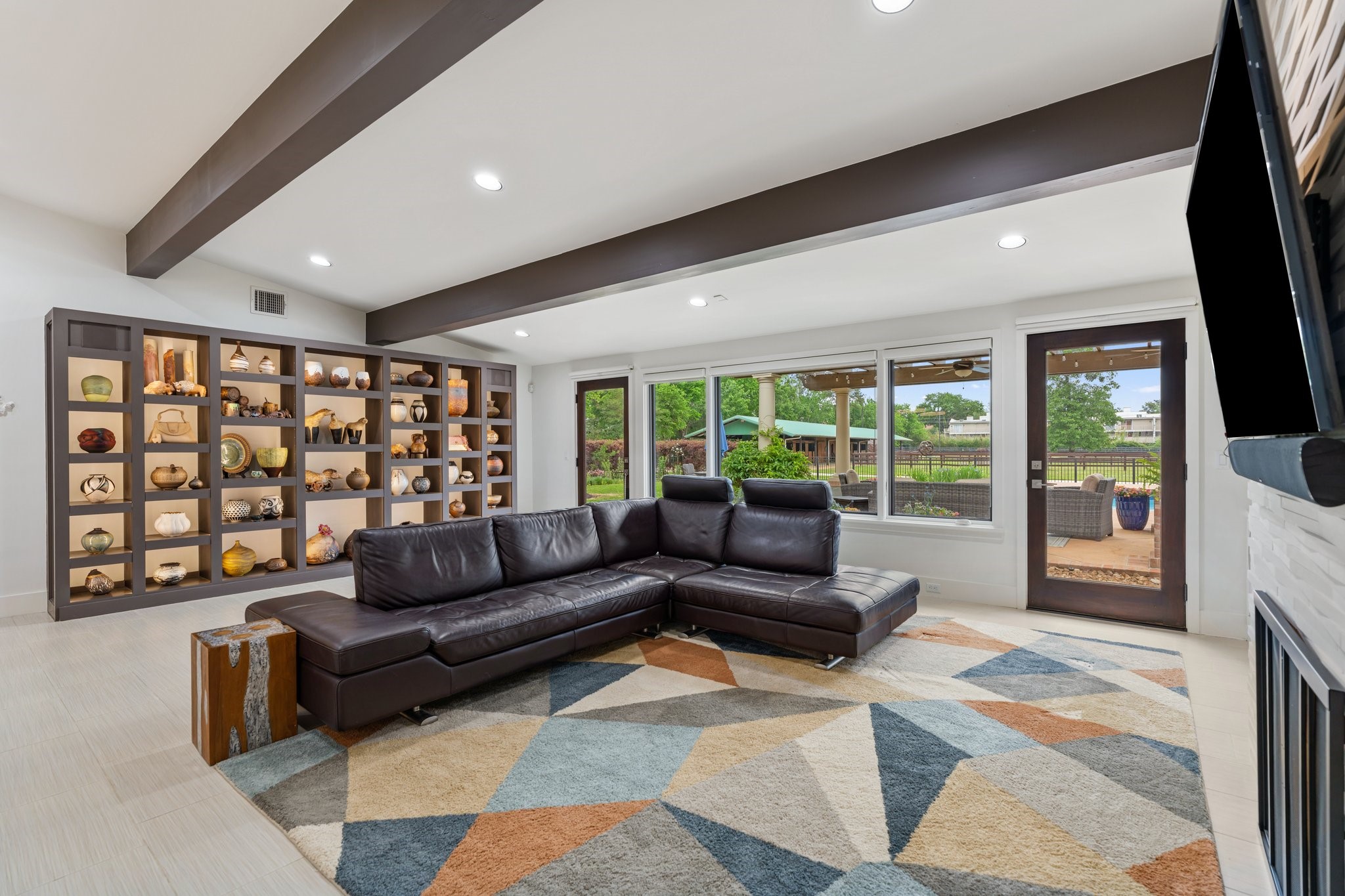 12 E Rivercrest Drive, Houston, TX 77042