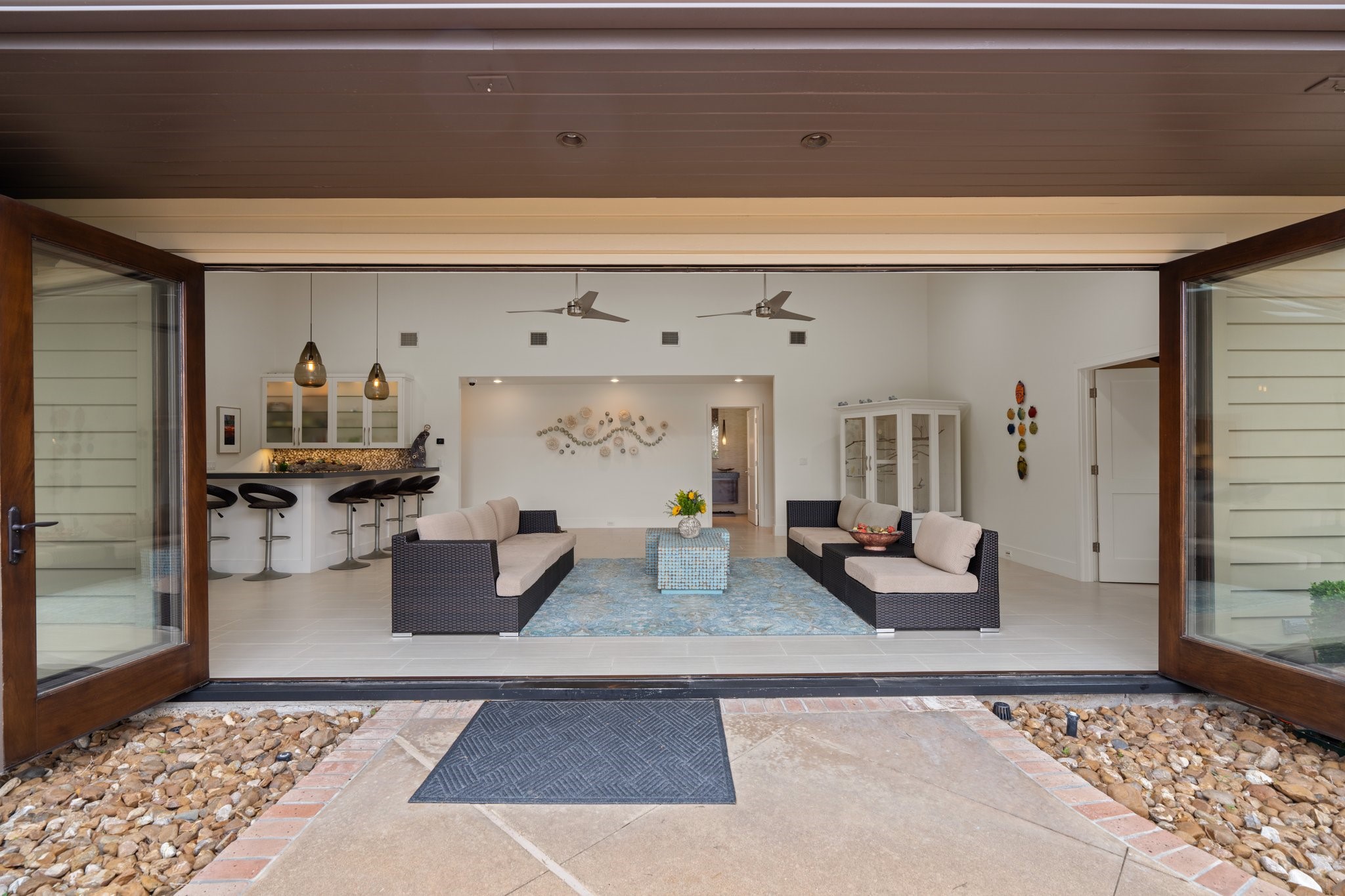 12 E Rivercrest Drive, Houston, TX 77042