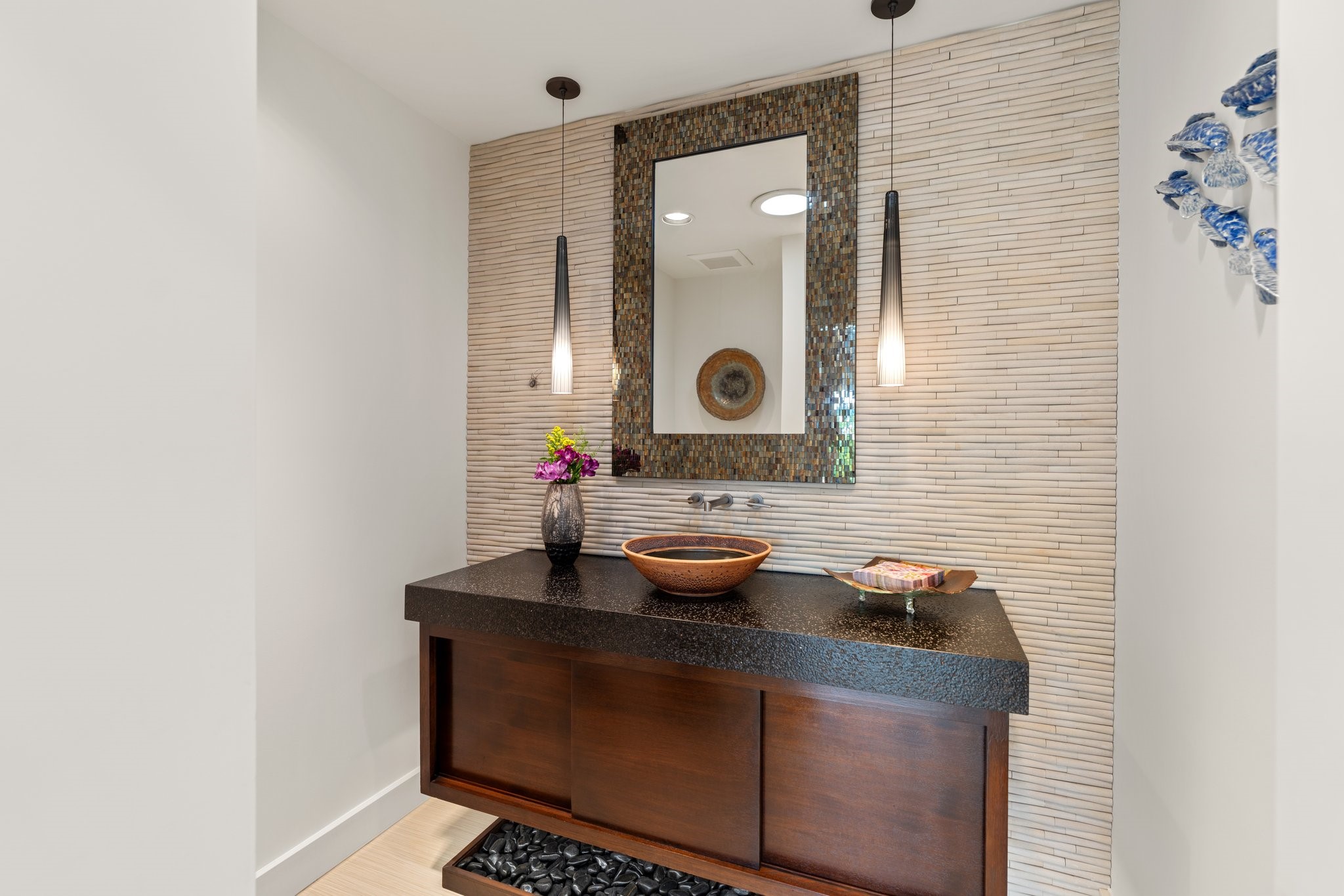 12 E Rivercrest Drive, Houston, TX 77042