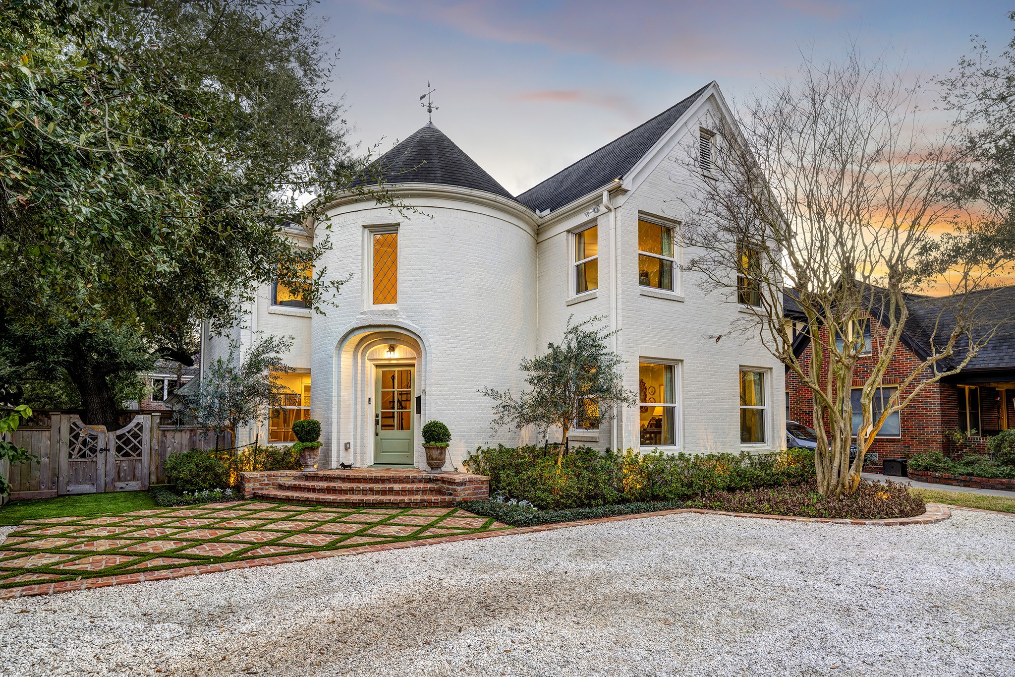 2201 South Boulevard, Houston, TX 77098 | MLS # 96463465